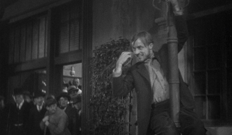 The Vampire Bat – Scifist.