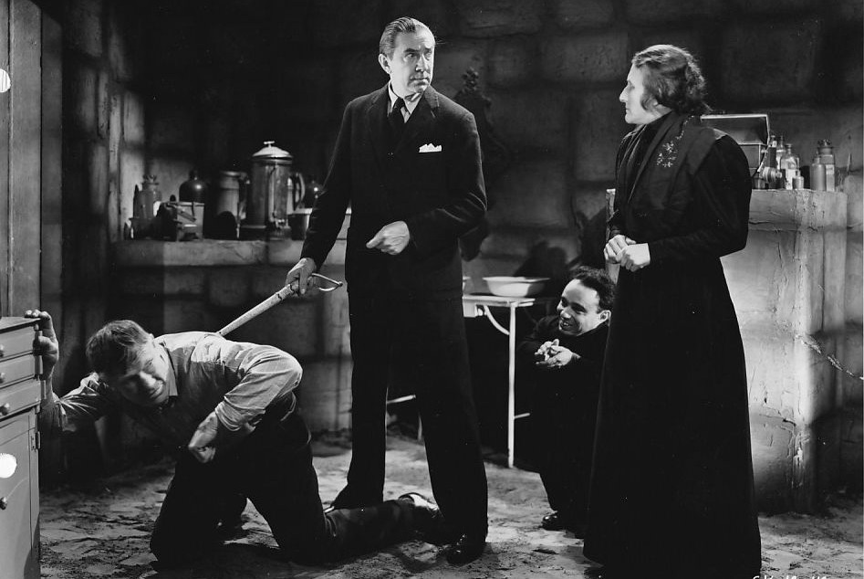 The Corpse Vanishes – Scifist.